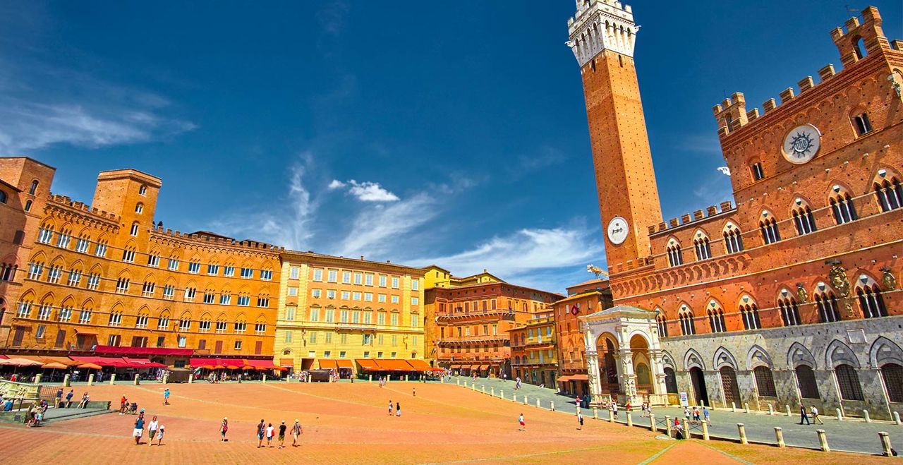 Discover Siena walking tour with Grand Hotel Imperiale