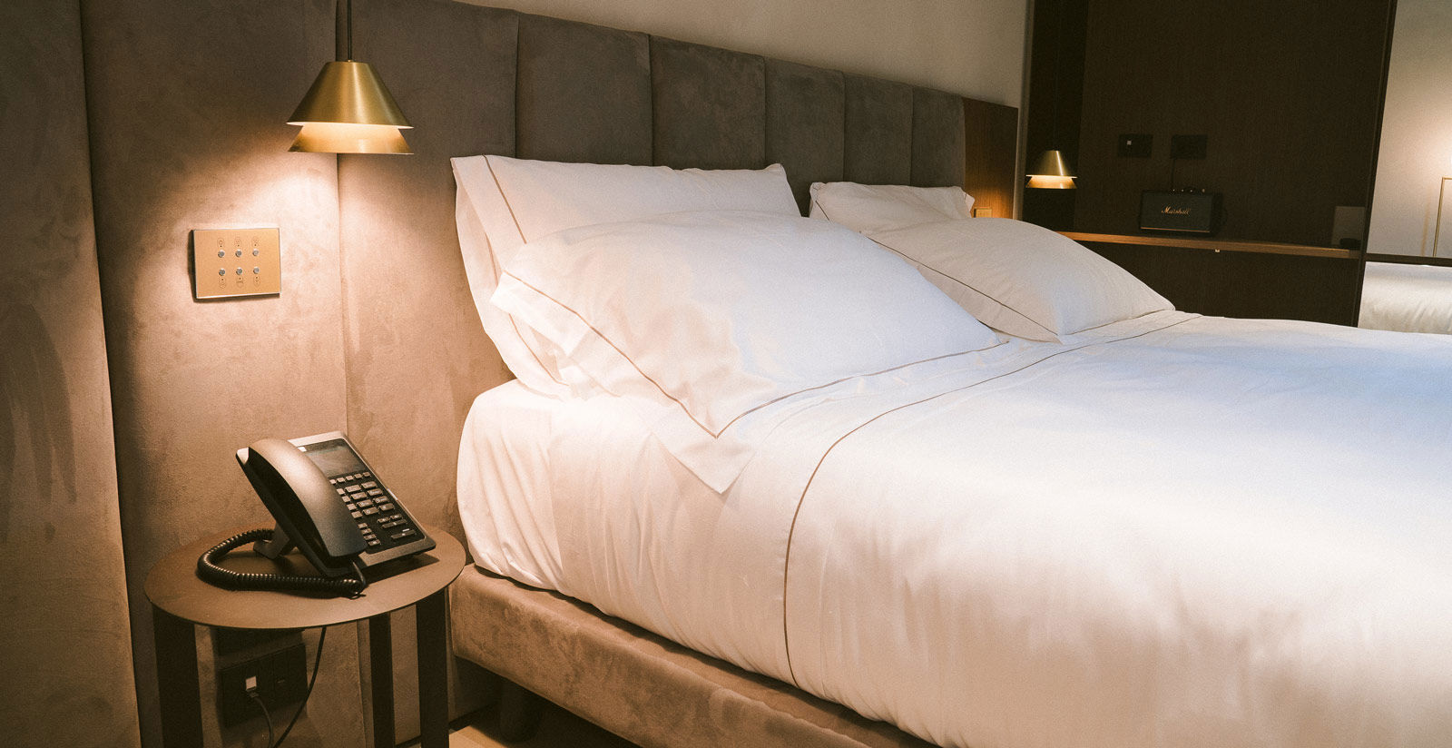 Camera Suite con Minipiscina di Villa Grumolara a Lamezia Terme