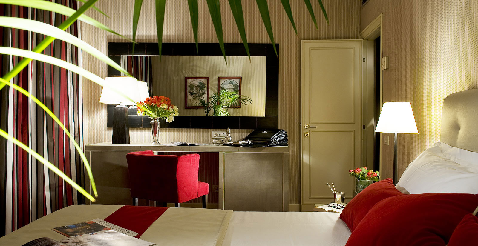 Browse the gallery of Hotel Dei Borgognoni in Rome