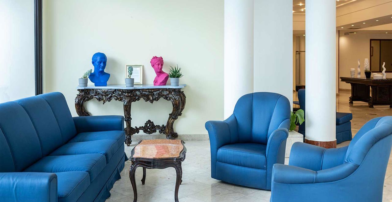 Discover the GDS codes of Hotel Sakura and book