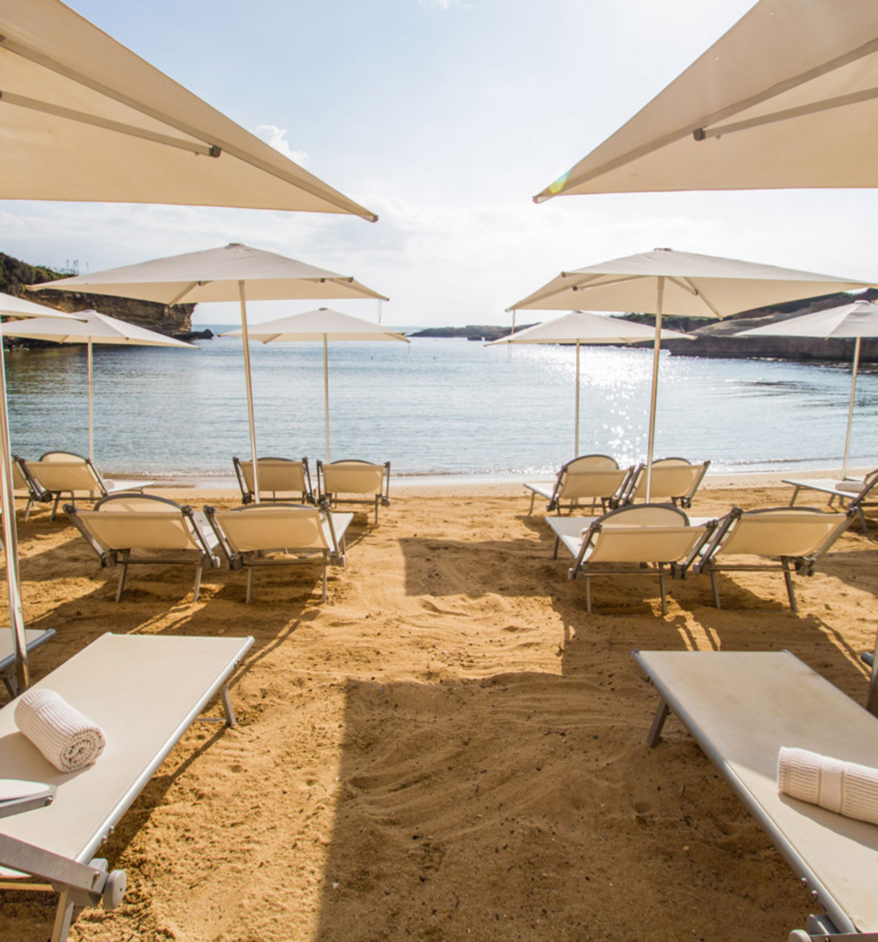 Choose Il Minareto hotel with private sandy beach in Sicily