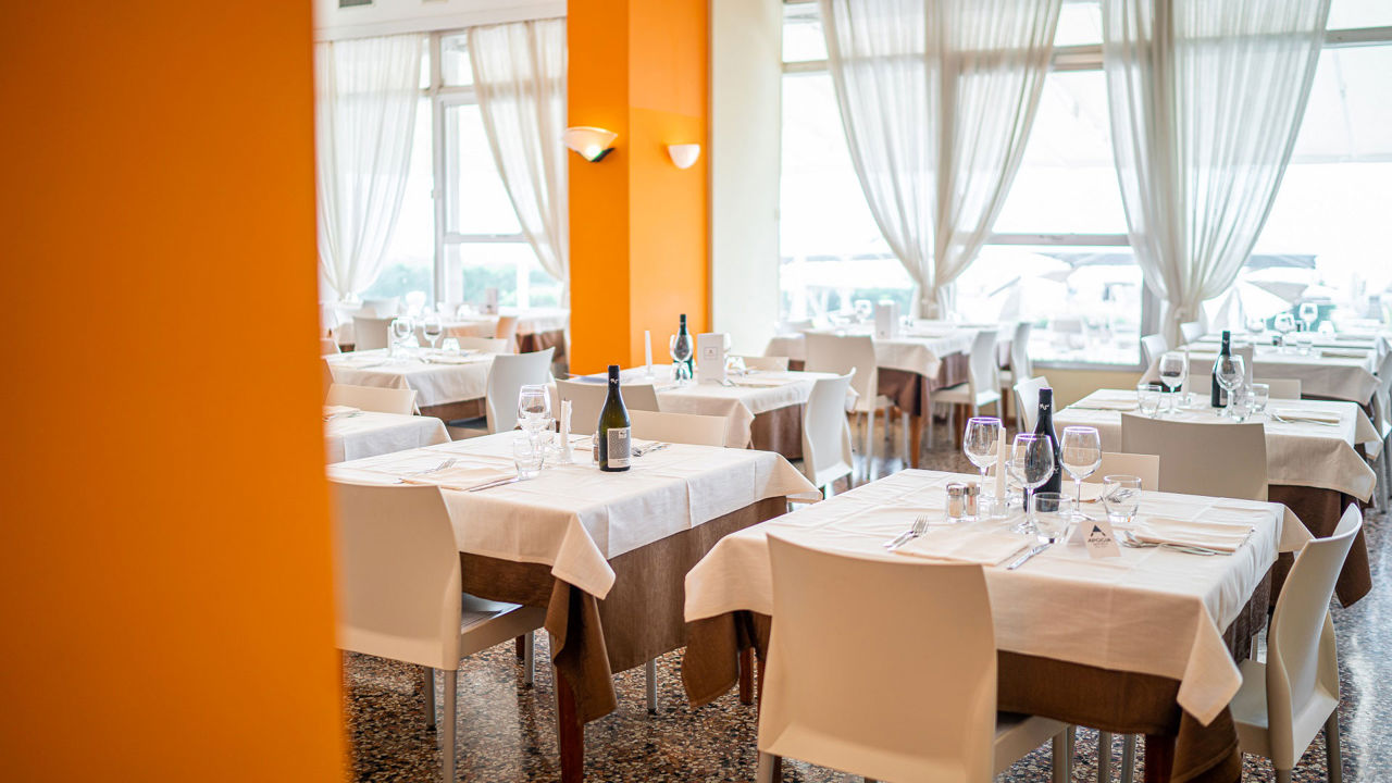 Entdecken das Restaurant des 3-Sterne-Hotels Condor am Meer in Jesolo