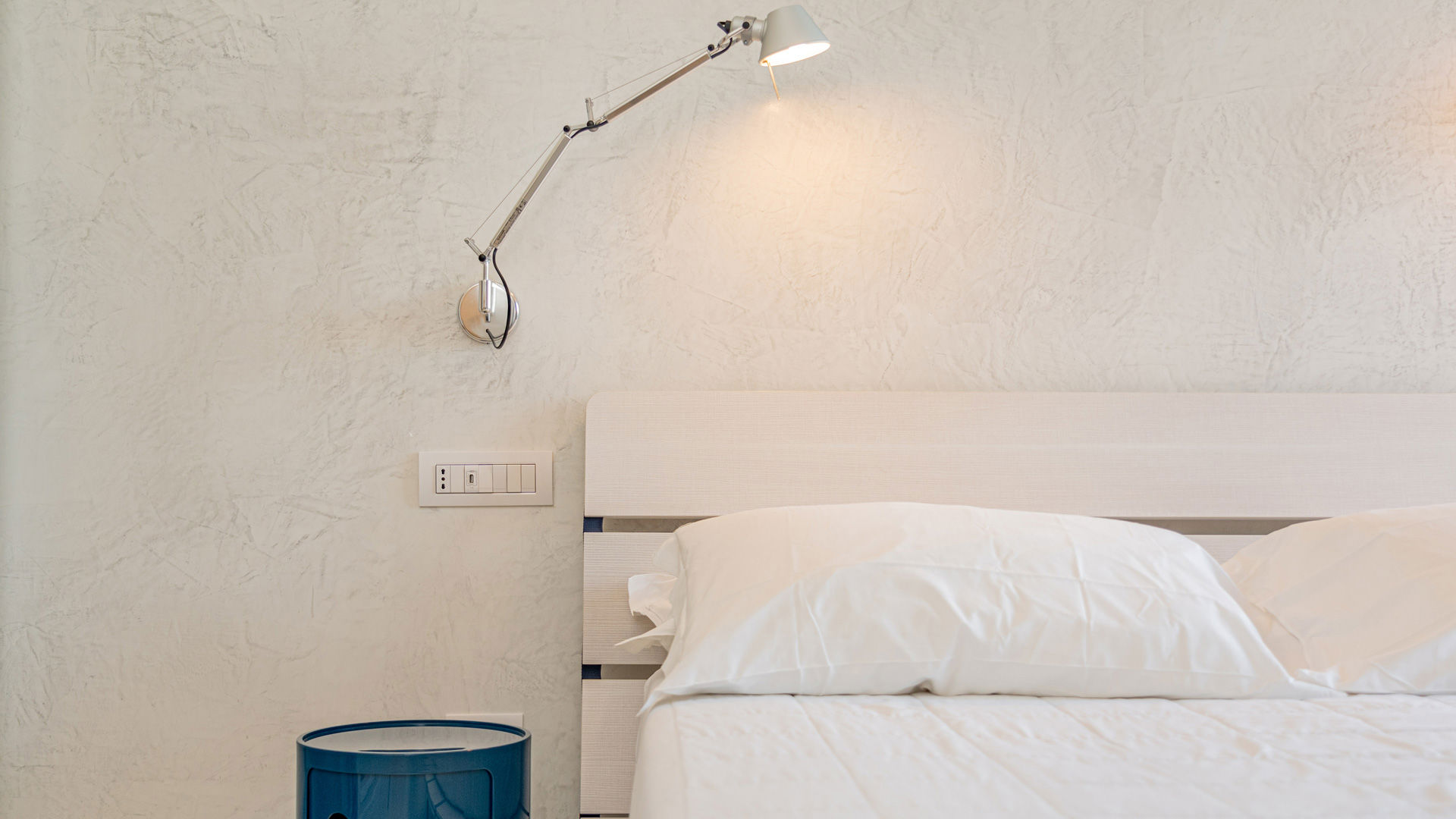 Junior Suite Deluxe With Sea View at Jatika Boutique Hotel in Sardinia