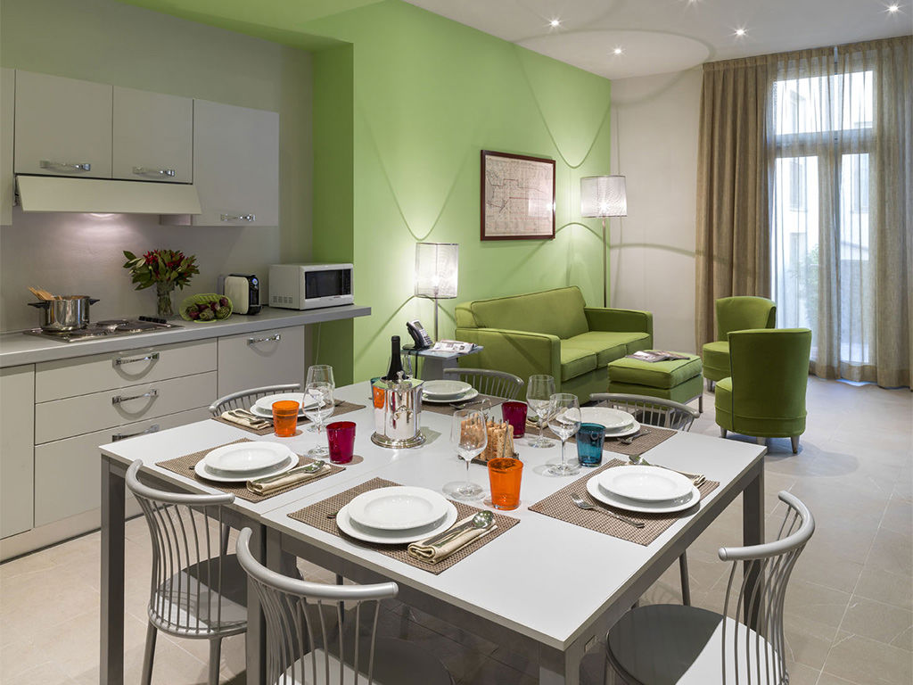 Book the Family Apartment of PopArtment near Florence Station
