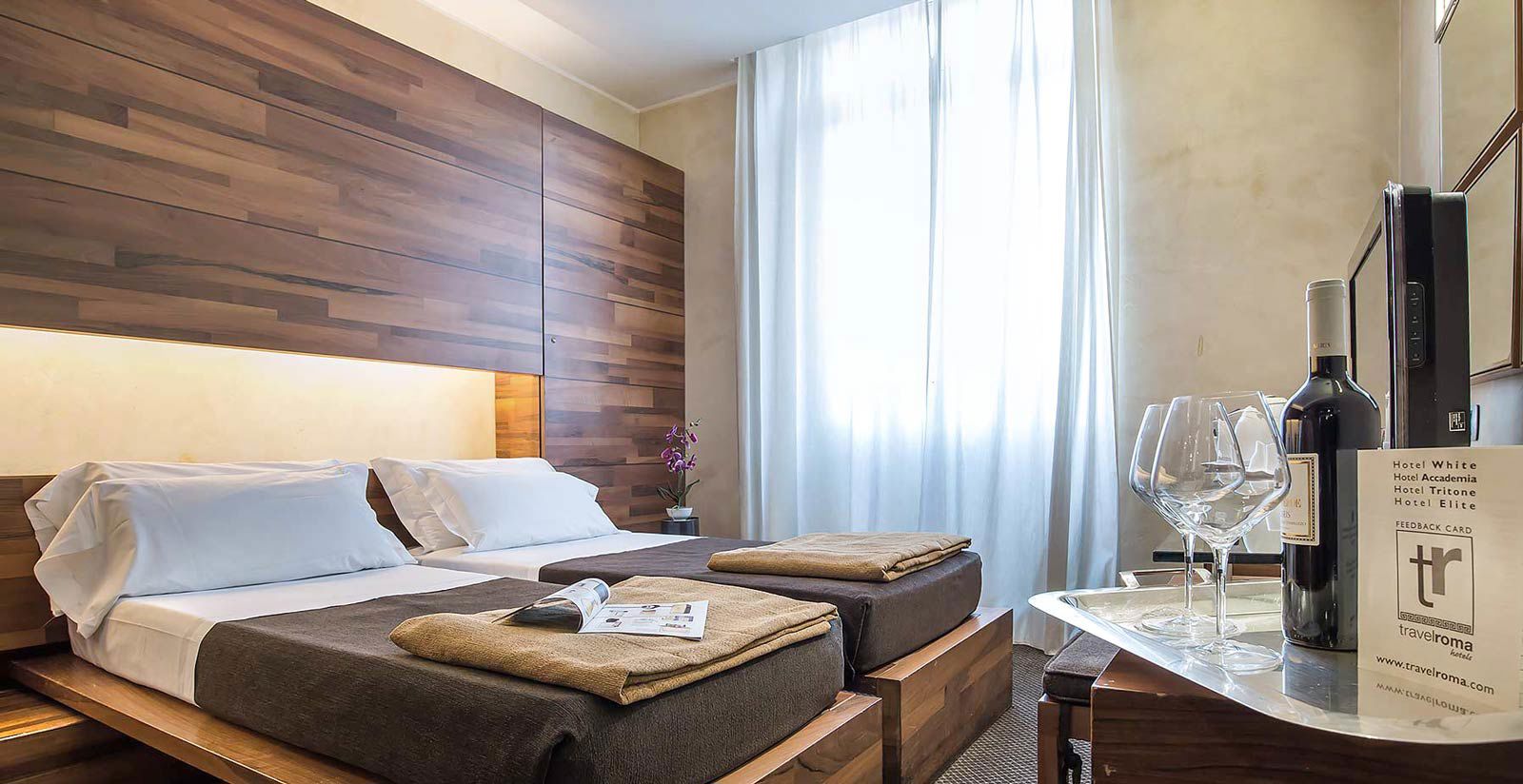 Official Website Hotel Tritone in Rome - Book at the best price