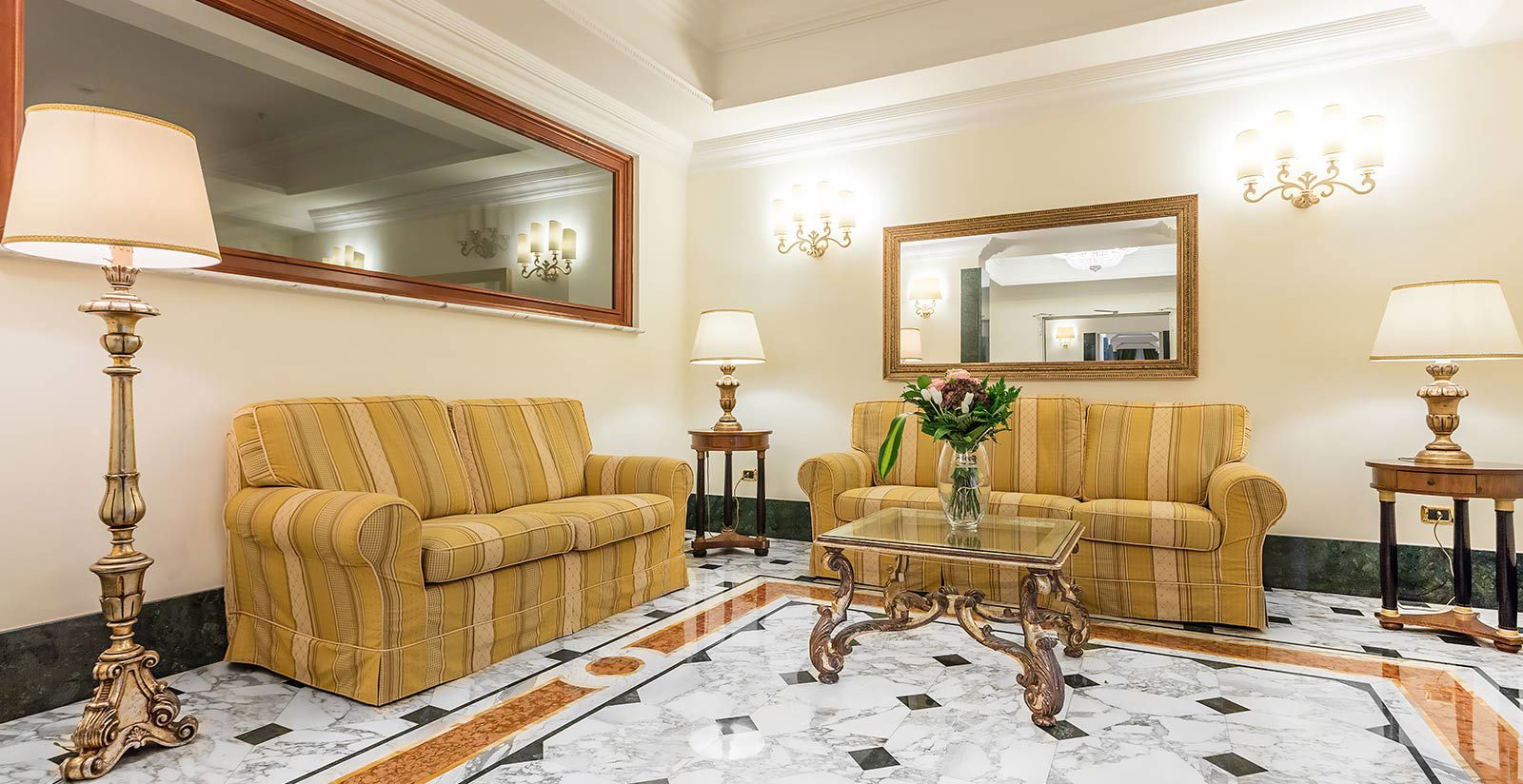 Prenota Regio Hotel nel centro di Roma dal Sito Ufficiale