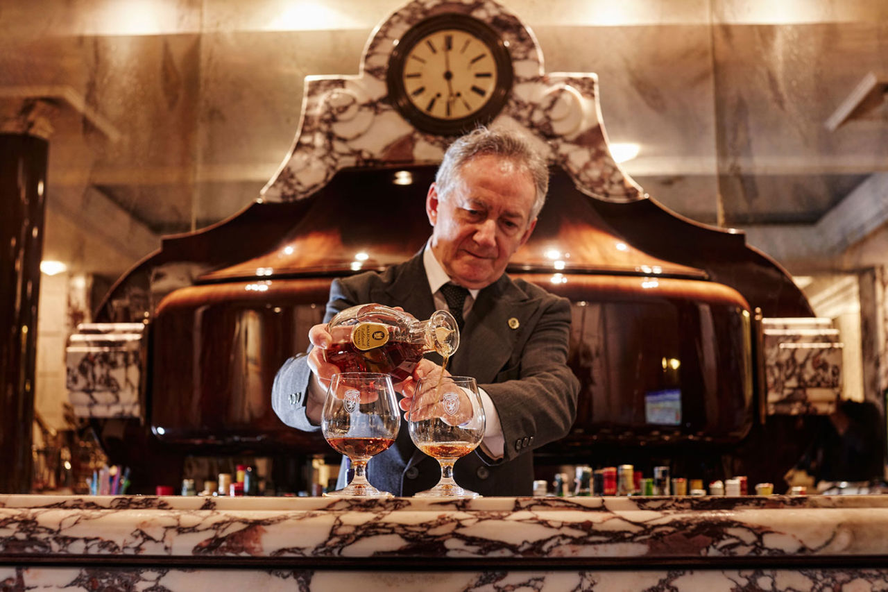 Lord Byron Hotel, discover Il Salotto Lounge Bar in Rome