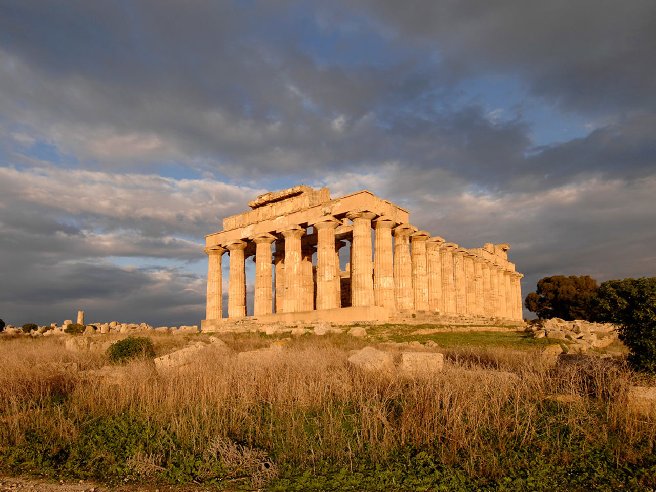 Baglio Villa Sicilia - Archeotrekking Sicilia - Tempio greco