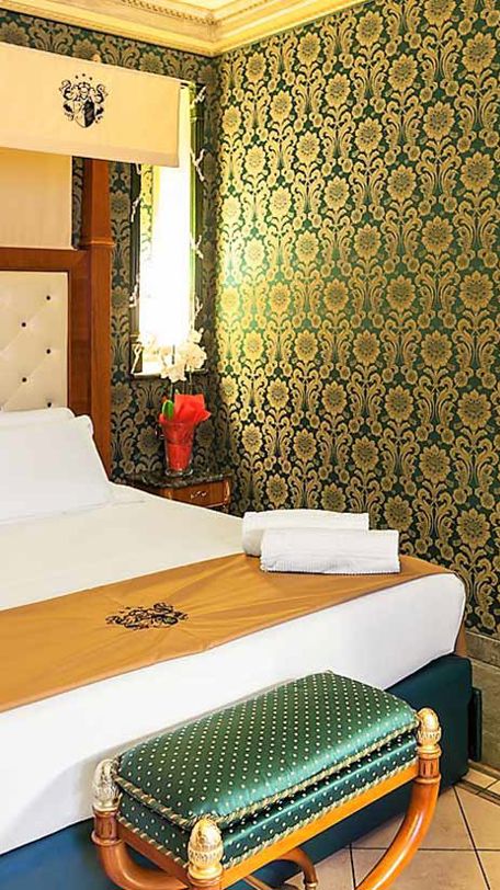 Choose the best solution at Hotel Manfredi Suite Rome, boutique hotel