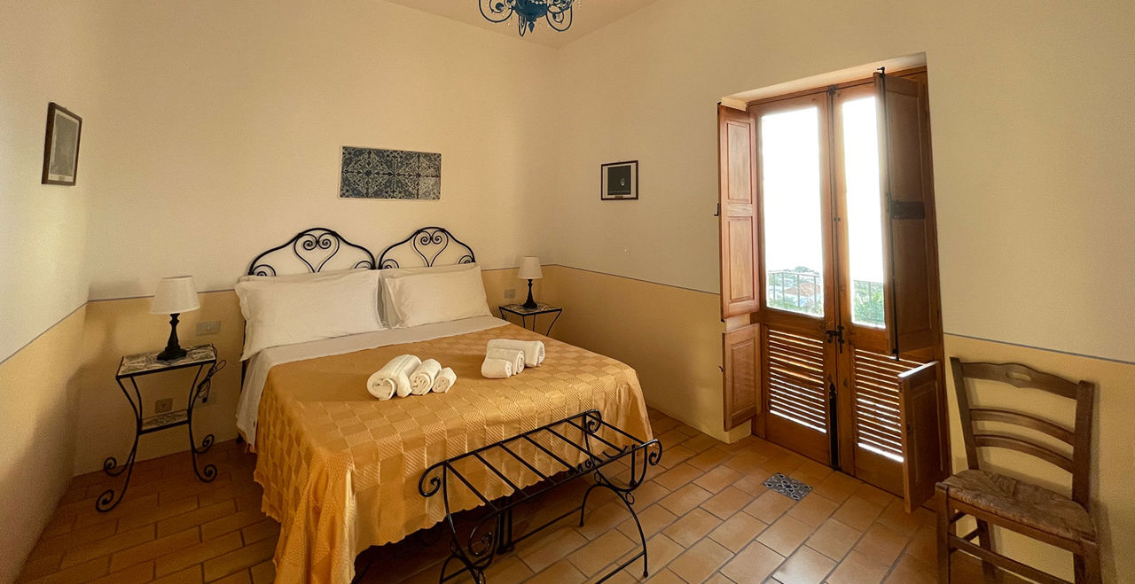 Hotel La Locanda Del Postino, discover the Deluxe Room
