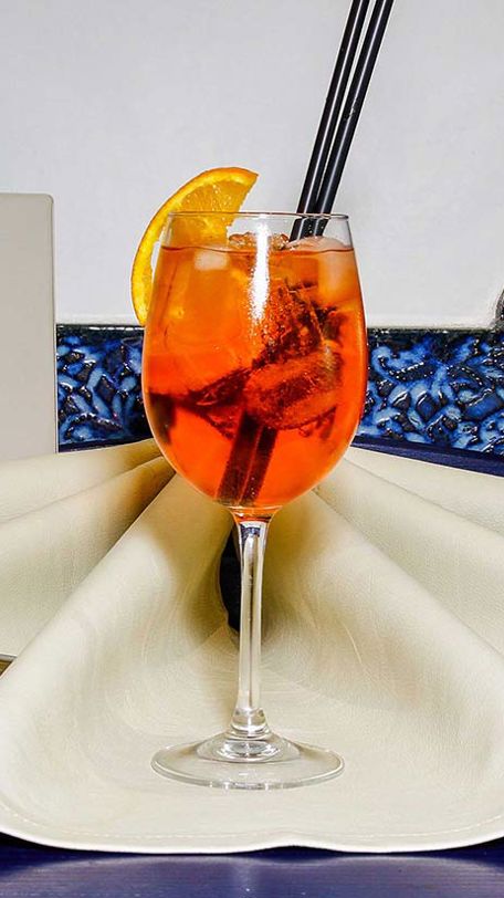 Discover Pasitea, 4-star Art Hotel with cocktail bar in Positano