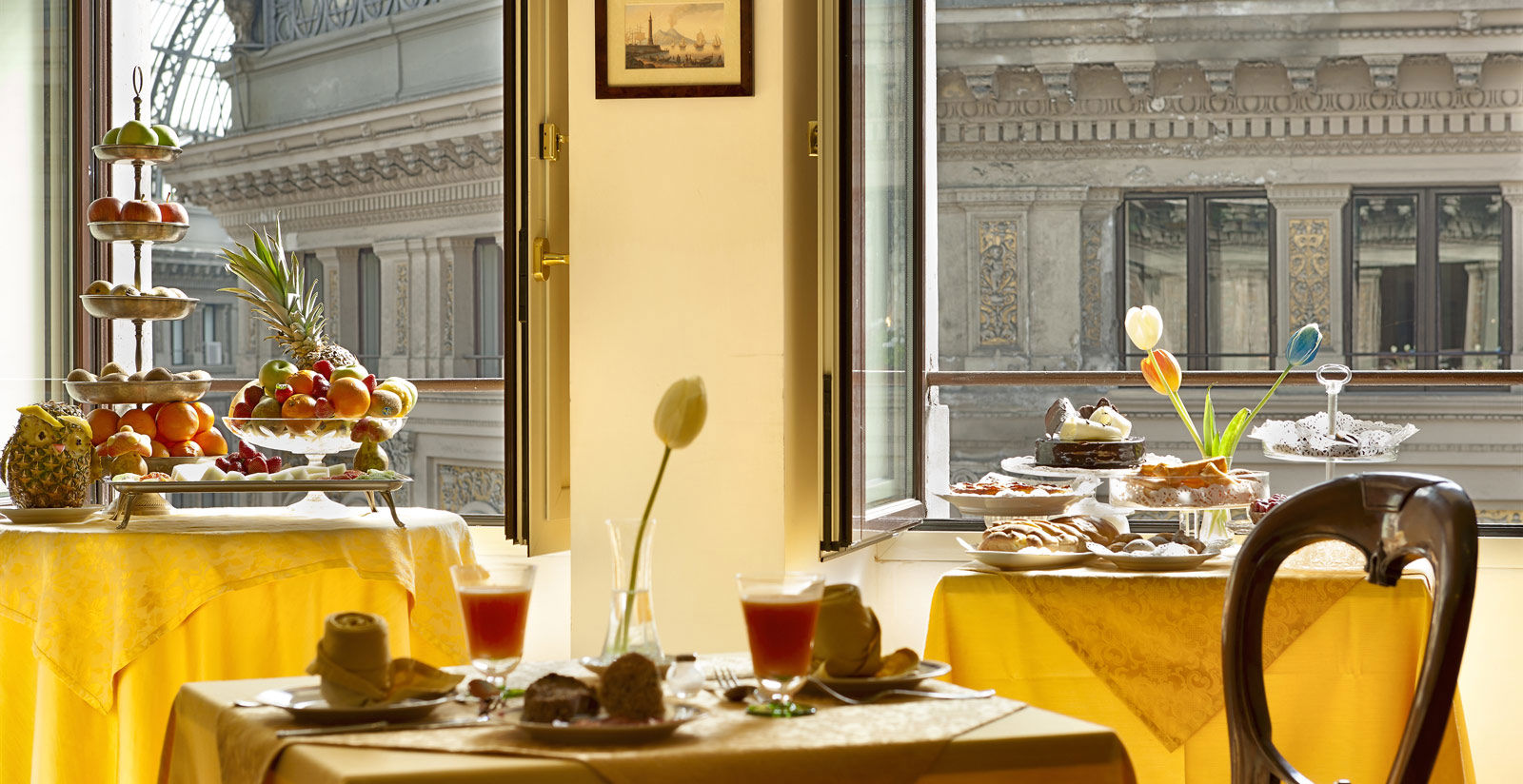 Art Resort Galleria Umberto - Find out this 4 Star Hotel's Services