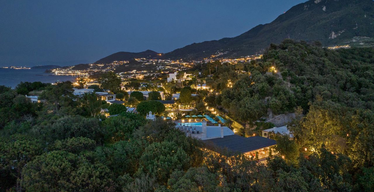 Discover the beauty of the island of Ischia with Botania Relais & Spa