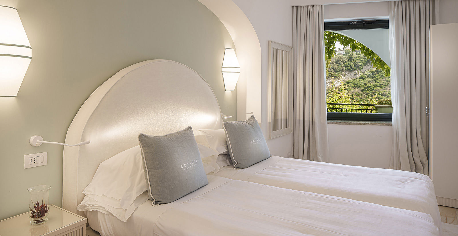 Choose the Suite at Botania Relais & Spa in Ischia
