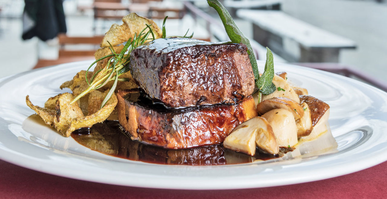 the menus of Restaurant 2309 on the Bernina Pass
