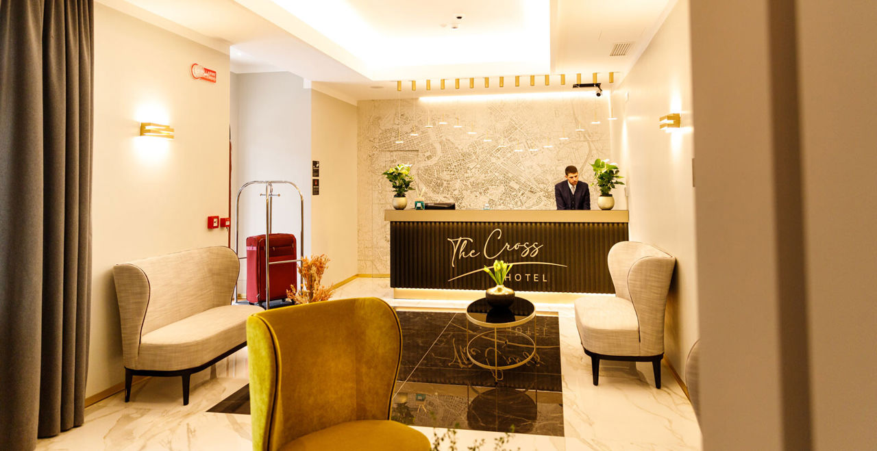 Choose The Cross Hotel hotel for unforgettable Holidays in Rome