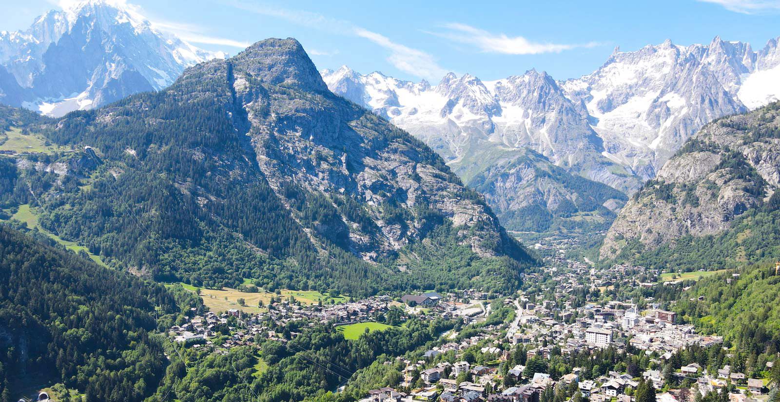 Estella Hotels Official Site | Book now at the best price