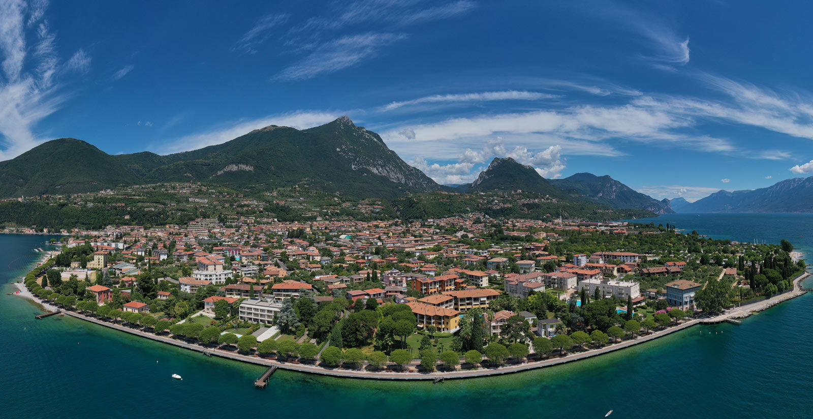 Discover Estella Hotels facilities and book a stay