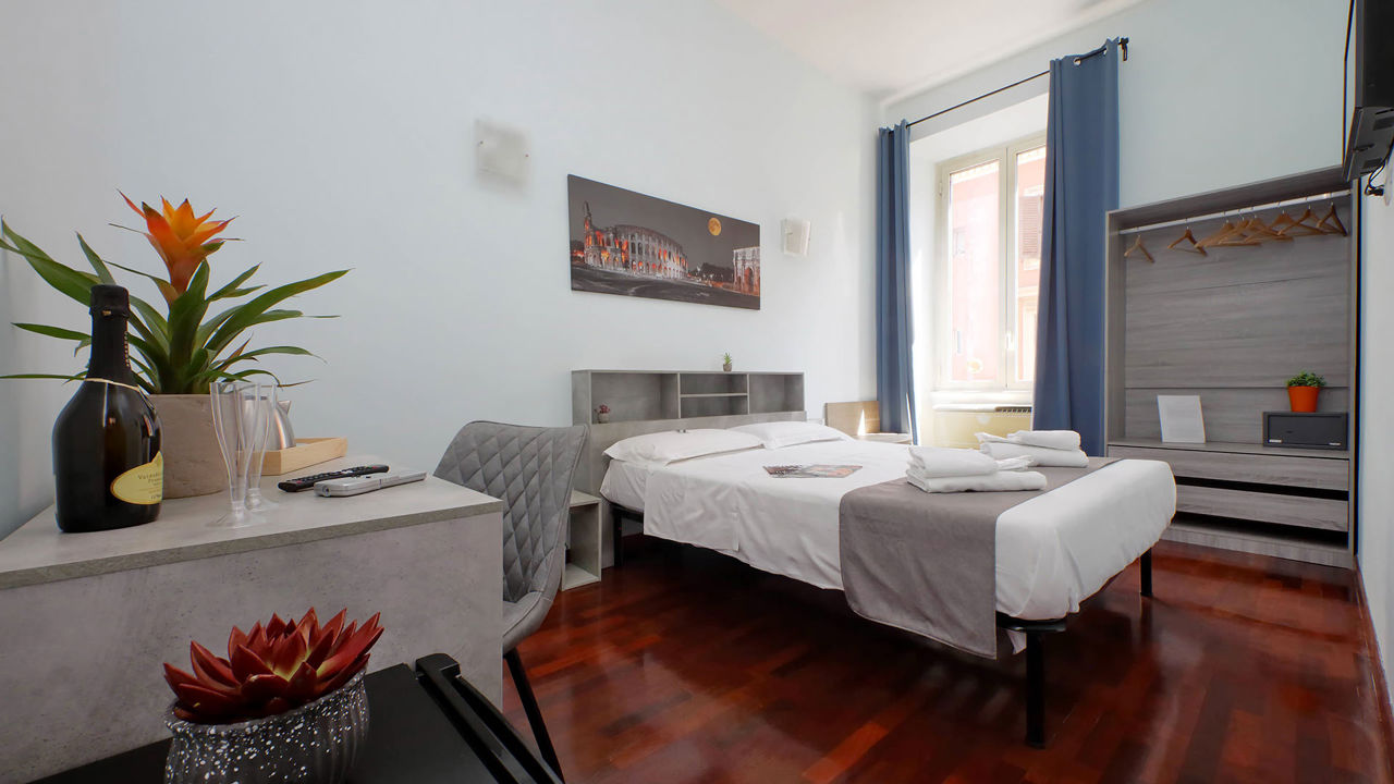 Check out the Standard room at LHG Comfy Rooms in Rome