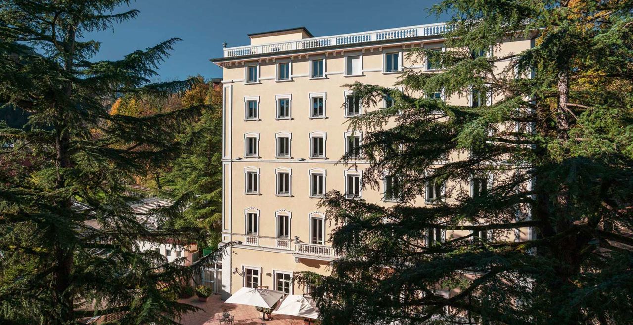 Check out the customer reviews of Helvetia Hotel & Thermal SPA