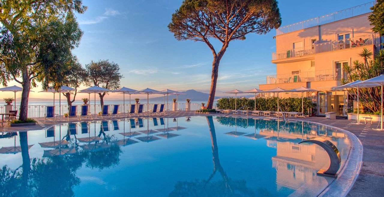 Official website Grand Hotel Riviera in Sorrento | Book
