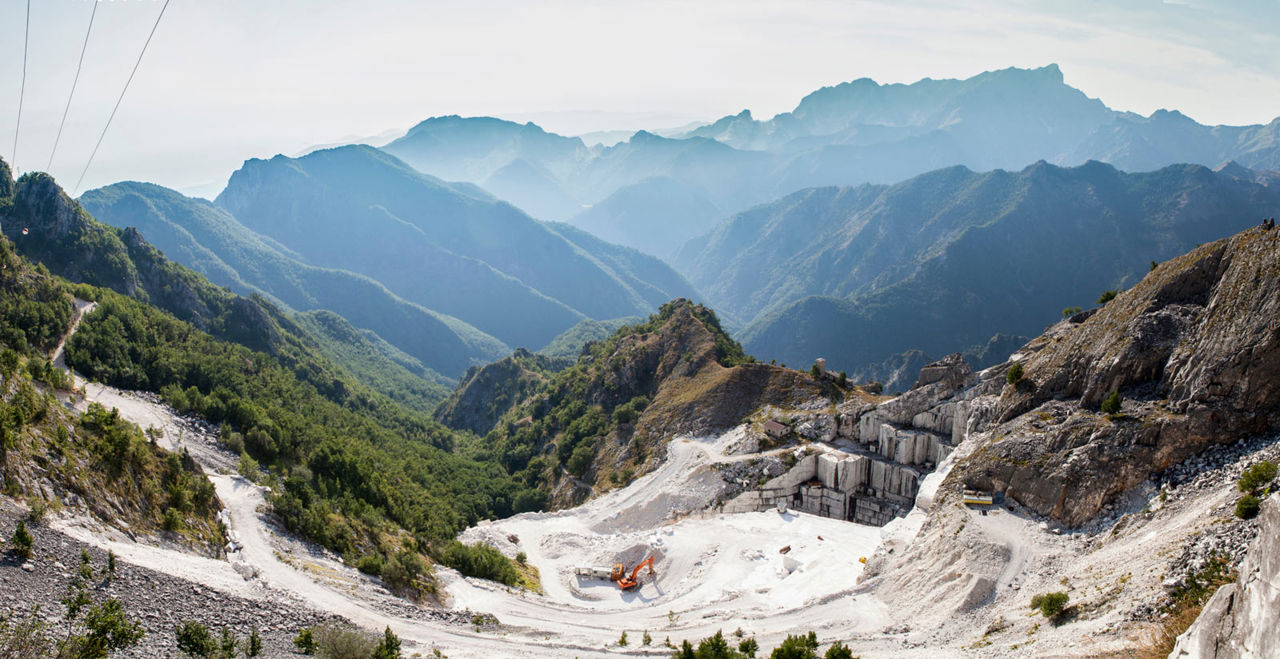 Discover the Apuan Alps Park with Zen Hotel Versilia