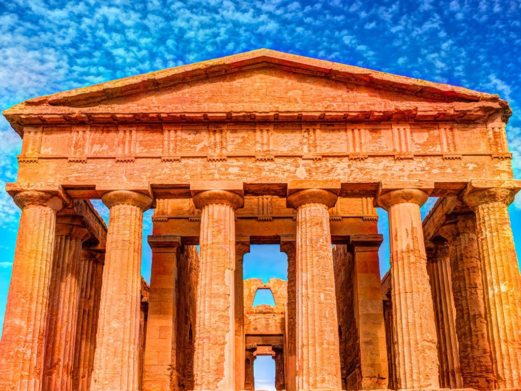 Discover the experiences of Villa Athena Resort in Agrigento