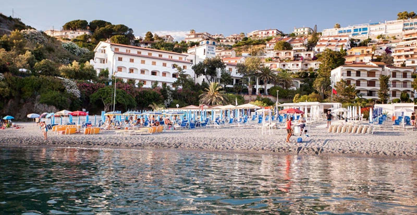 Discover Scalea and book Grand Hotel De Rose