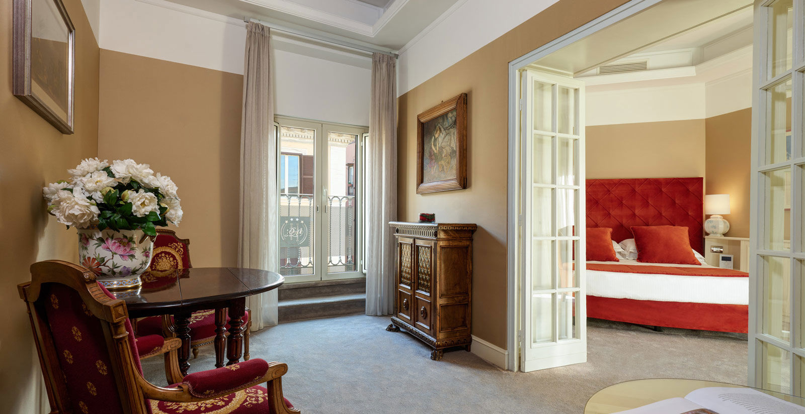 Book the Suite Deluxe of Marcella Royal Hotel in Rome