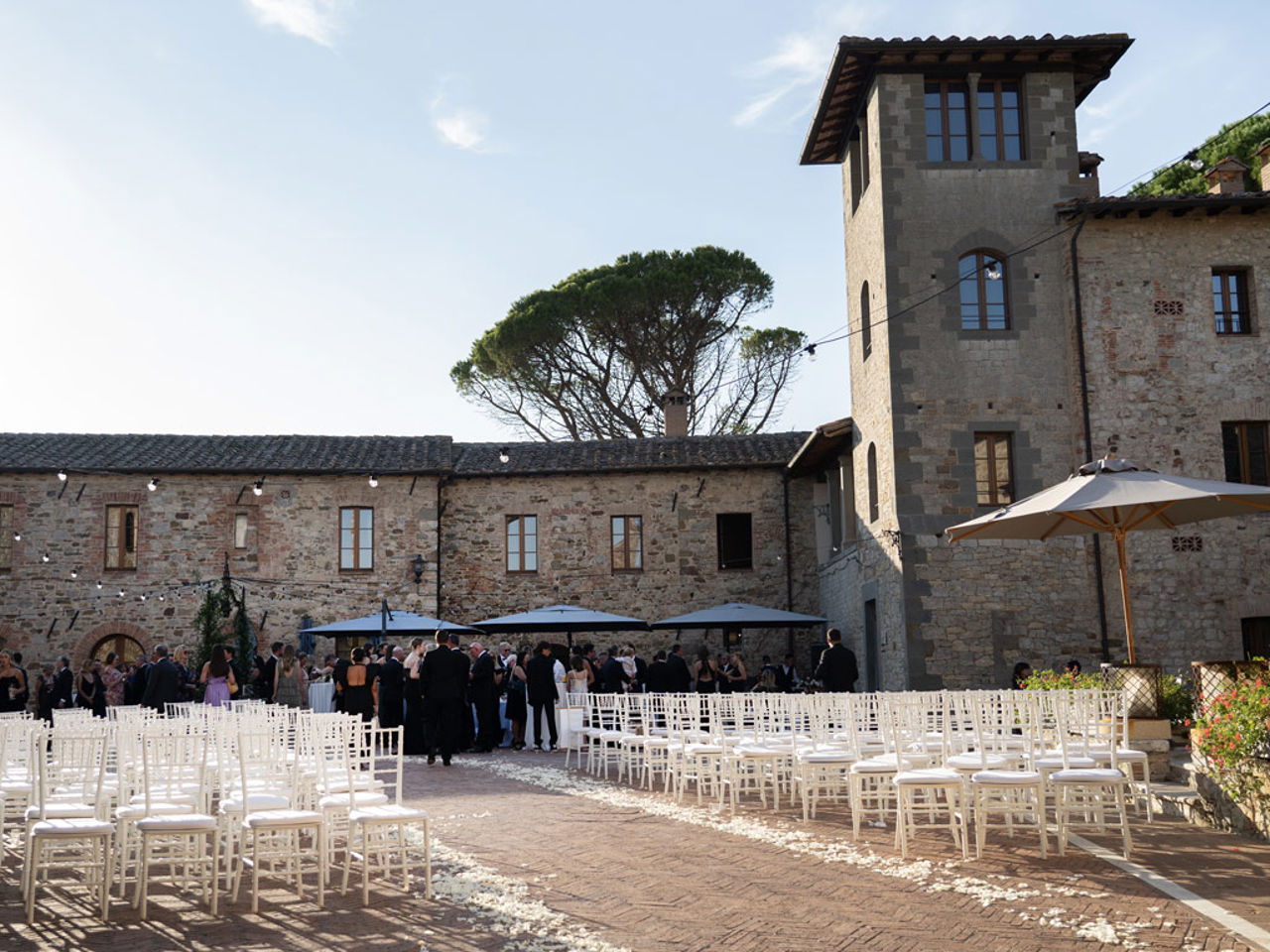 Celebrate your Wedding at Castel Monastero, resort for ceremonies
